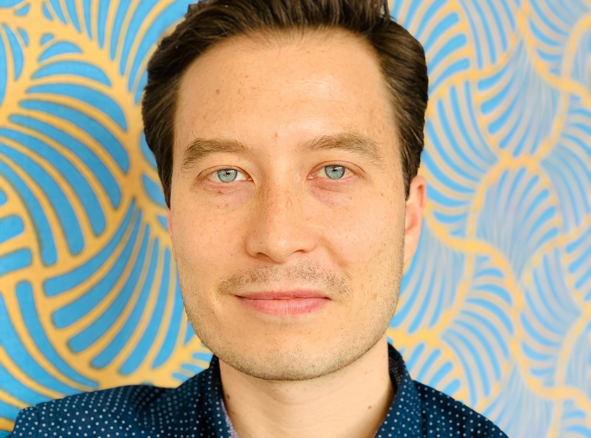 Building a Second Brain & Lessons From a $1M/yr Newsletter | Tiago ...