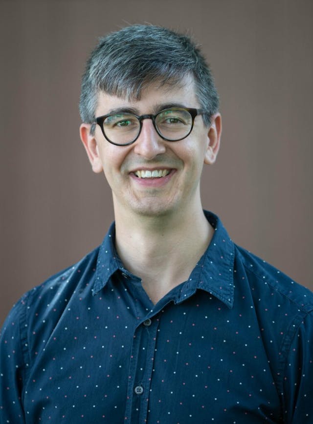 Young Bill Gates and the Making of the Microsoft Empire | Founders ...